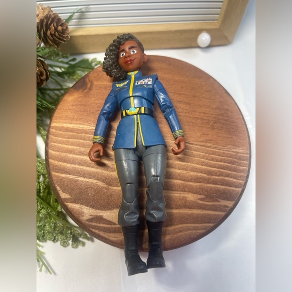 Disney | Toys | Disney Pixar Lightyear Izzy Hawthorne Action Figure 5 ...